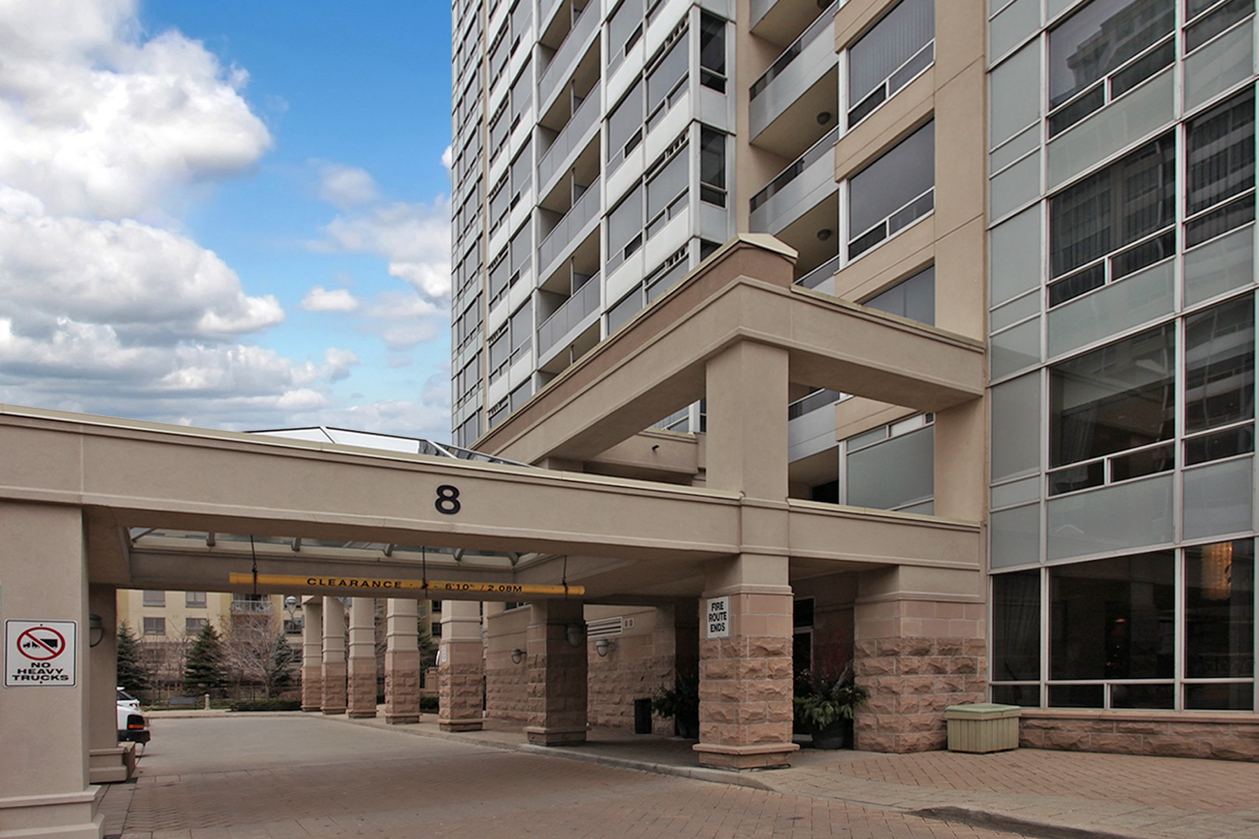 iVRTours.com - Virtual Tour of 8 Rean Drive Unit 2007 Toronto, ON ...