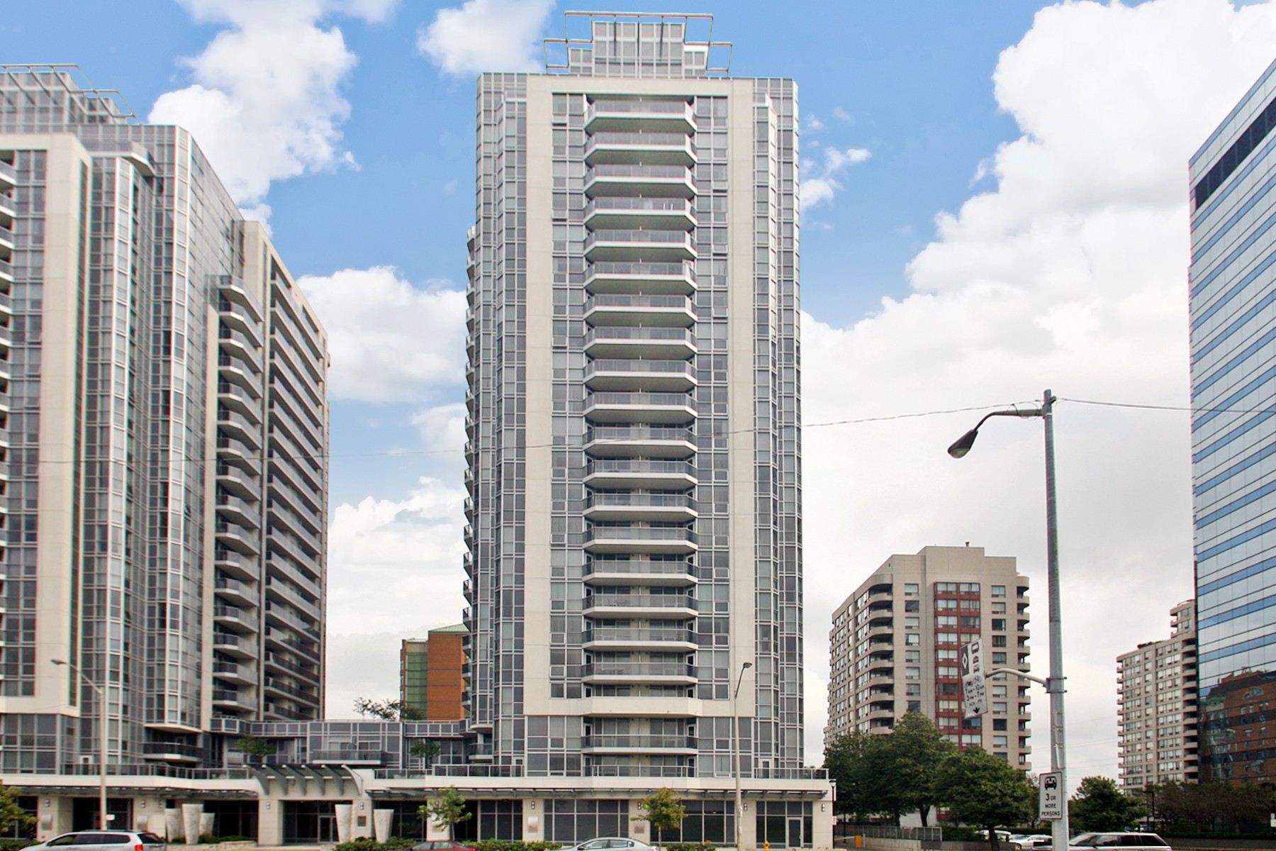 iVRTours.com - Virtual Tour of 5791 Yonge St. Unit 1903 Toronto, ON ...