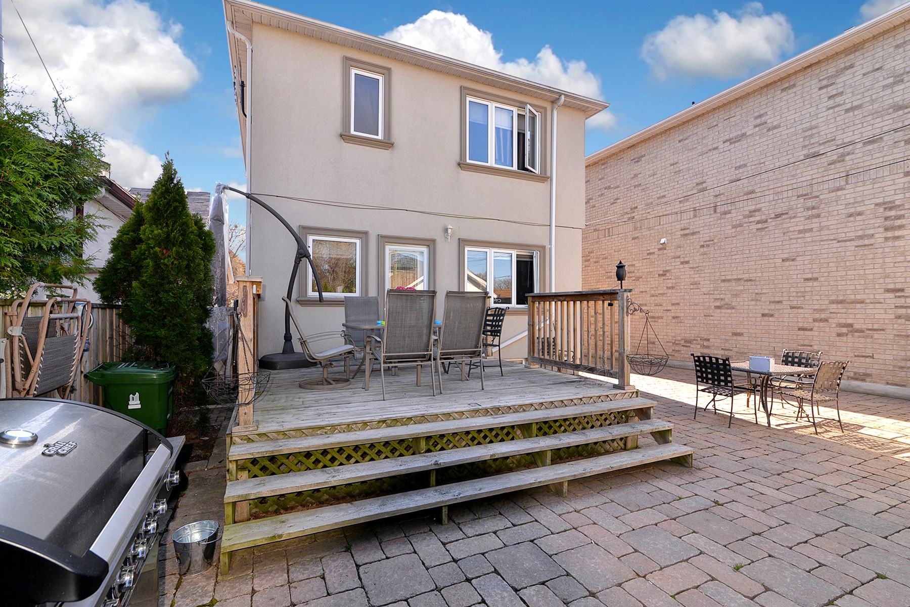 iVRTours.com - 107 Maybourne Ave Scarborough, ON Virtaul Tours ID ...