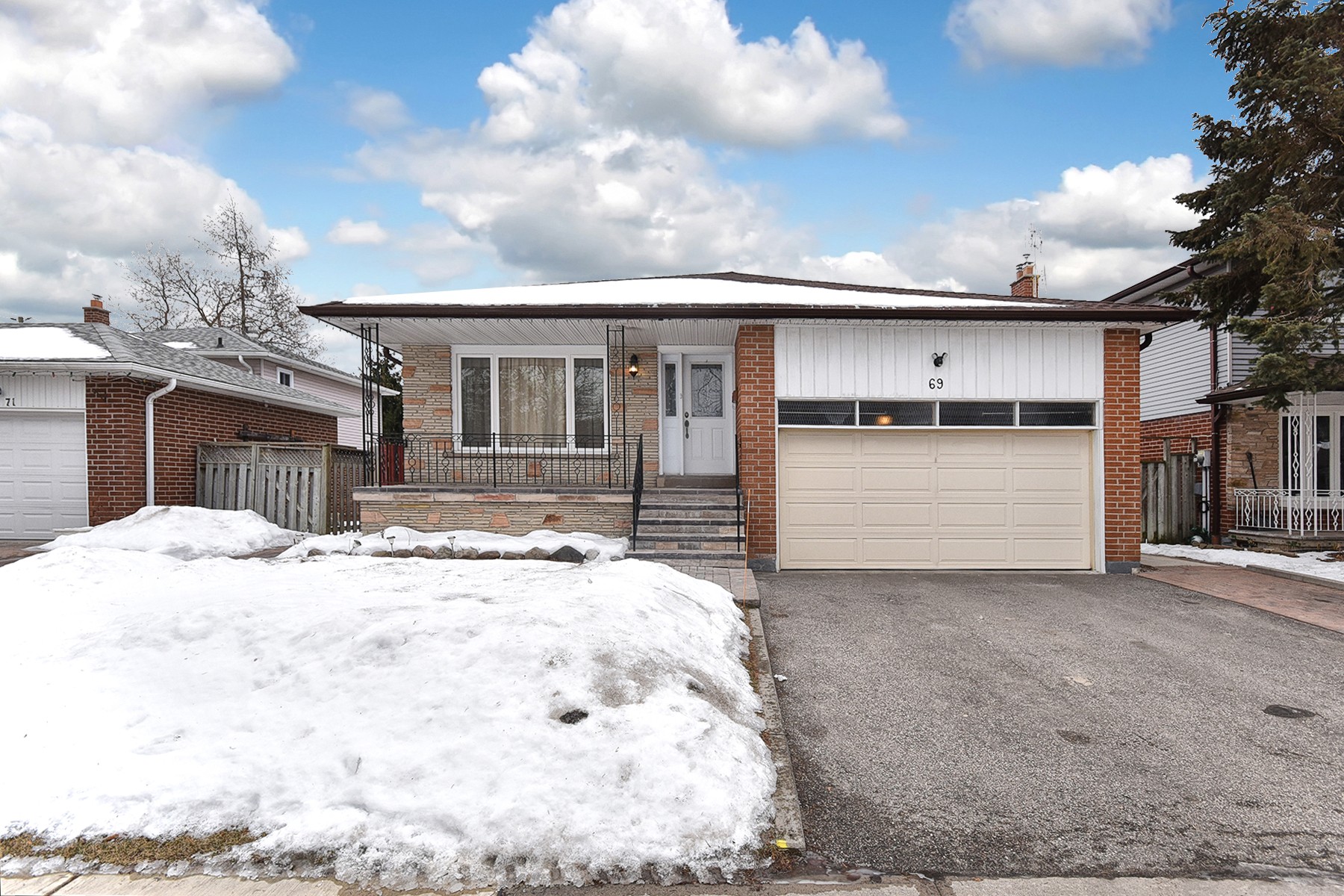 iVRTours.com - Virtual Tour of 69 Rainbow Ridge Ave Scarborough, ON for ...