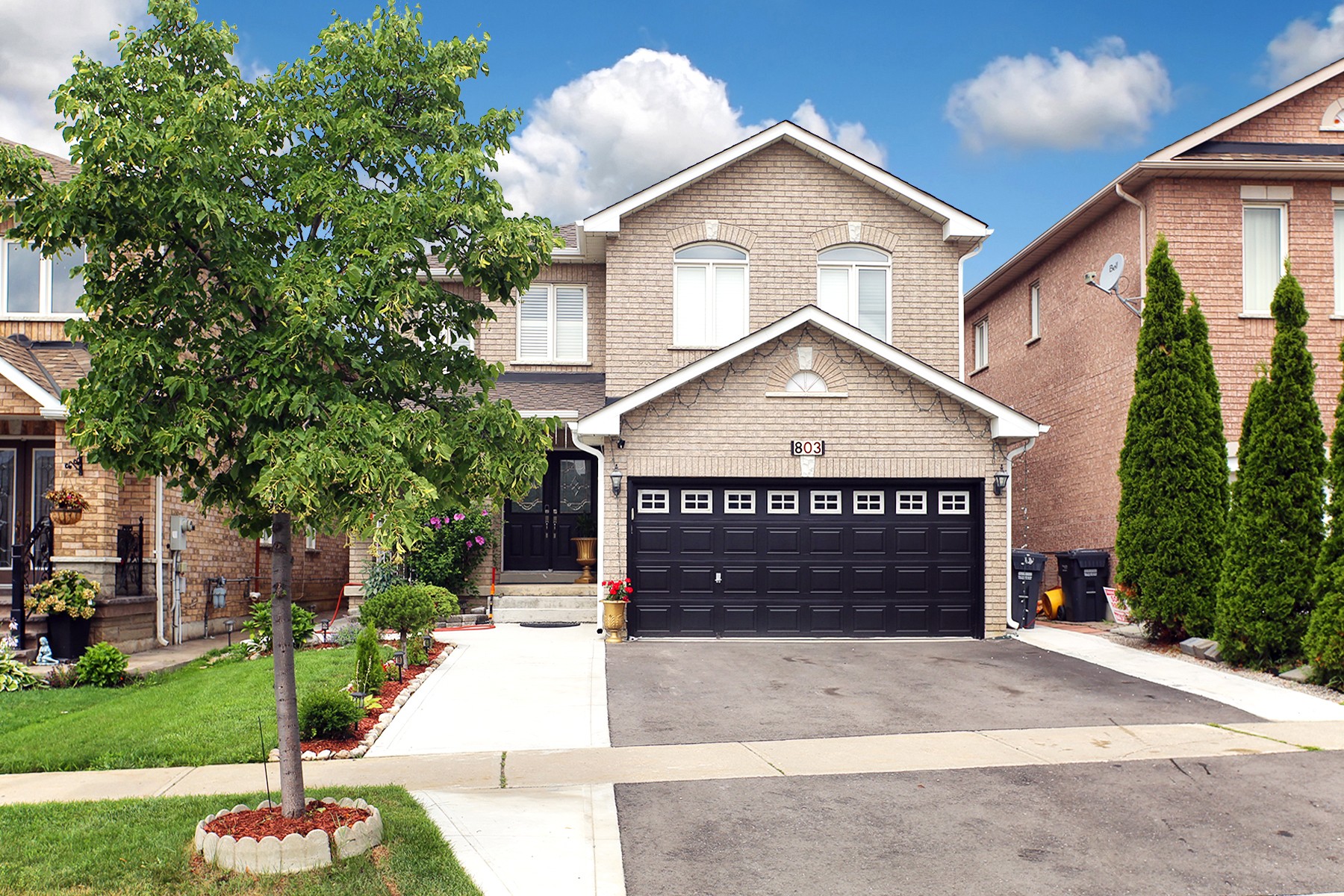 iVRTours.com - Virtual Tour of 803 Envoy Dr Mississauga, ON TourID ...